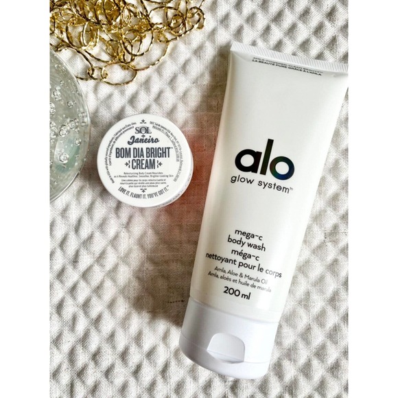 ALO Yoga | Bath & Body | New Alo Megac Body Wash 20ml Travel Size Sol ...